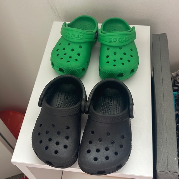 CROCS | Shoes | 2 For Todddler Crocs Green Pair And Black Pair Sold ...